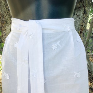 BESTSELLER Eyelet White Apron for Costumes, White Pioneer Apron, Wide ...