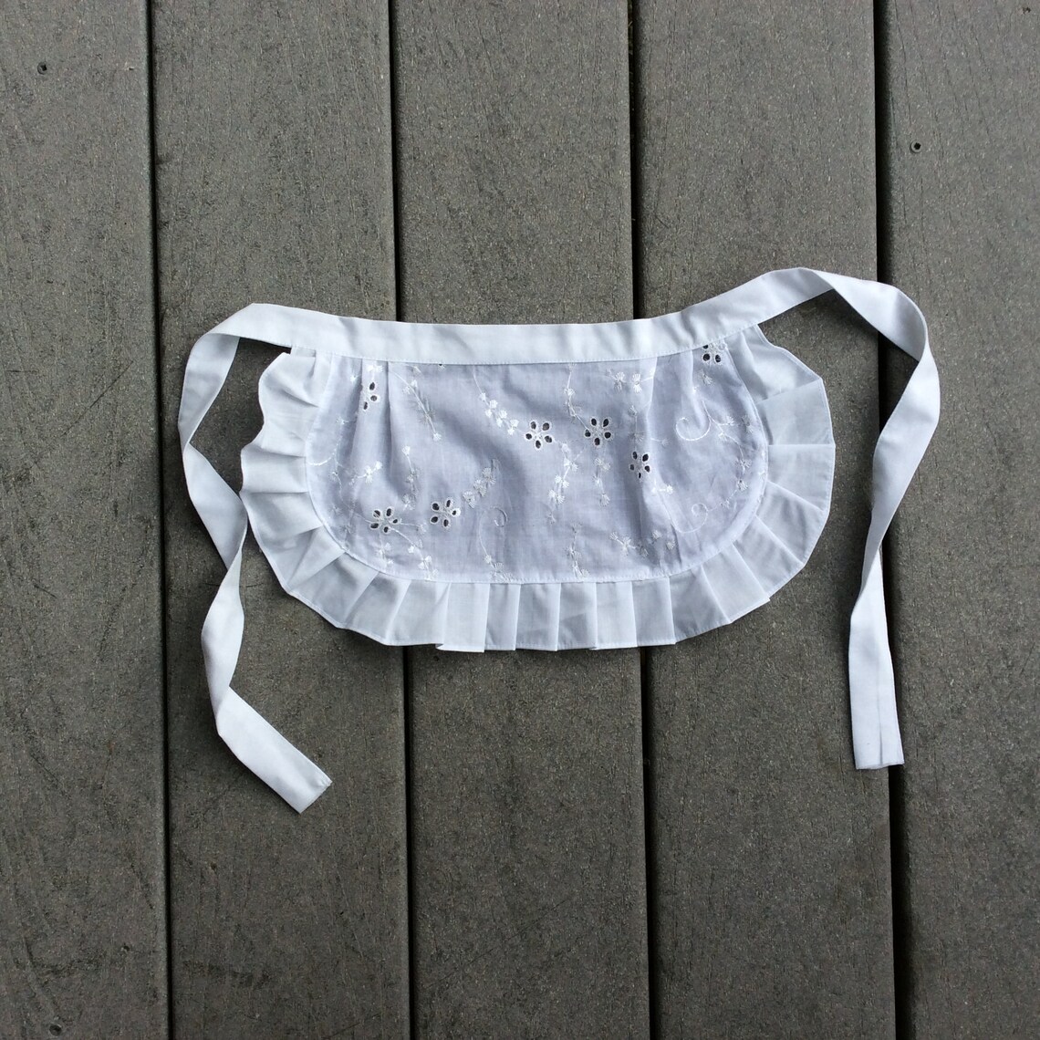 11 Toddler White Apron Eyelet Fabric Apron With | Etsy