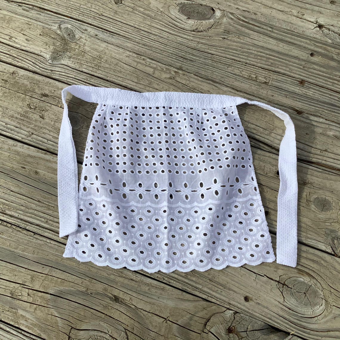 White Cotton Apron for Costumes, Eyelet Pioneer Apron, Solid White ...