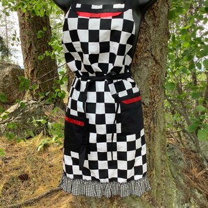 White Black Buffalo Plaid Apron With 2 Pockets Tea Party Full Apron for ...