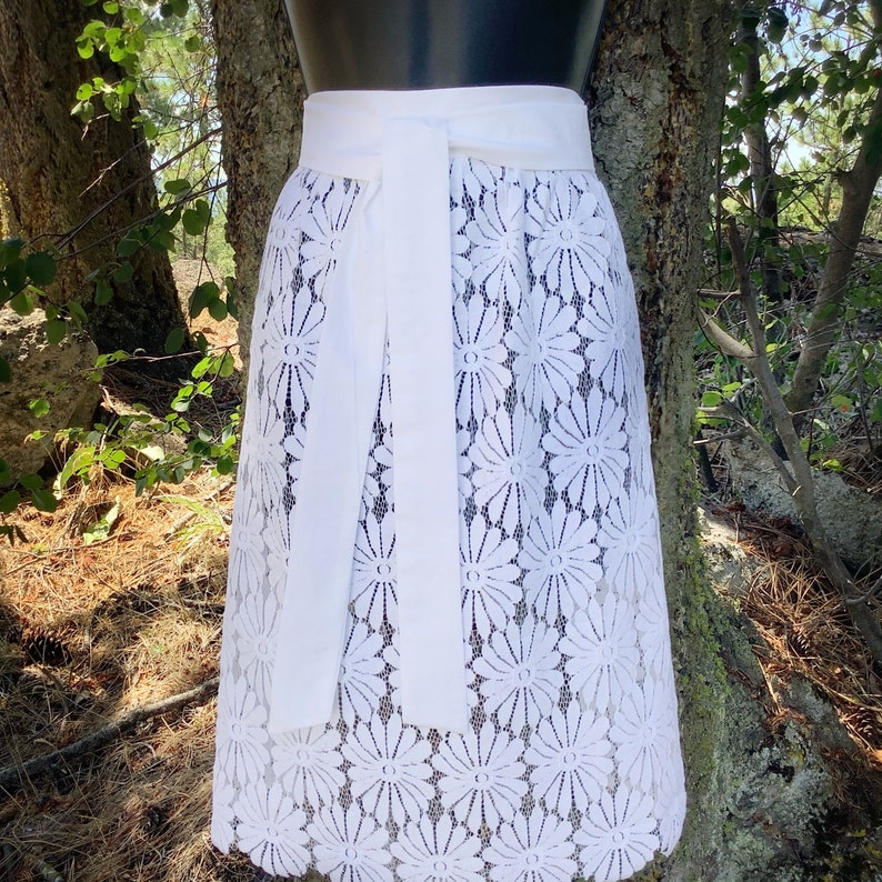 Cotton White Lace Apron Octoberfest Apron Ready to Ship - Etsy