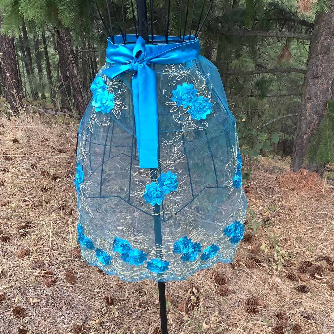Bright Blue Lace Apron for Fall Festival, Blue Lace Apron for ...