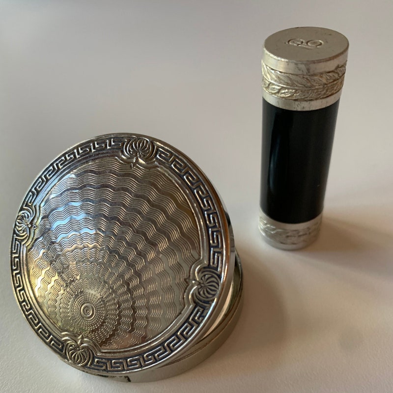 Karess Compact - Etsy