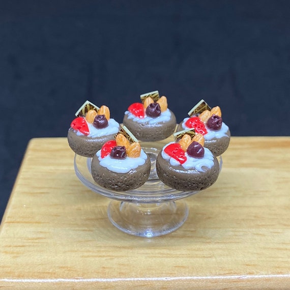 Miniature Fruit Cake 10pcs.,Miniature Sweets,Dollhouse food,Miniature ...