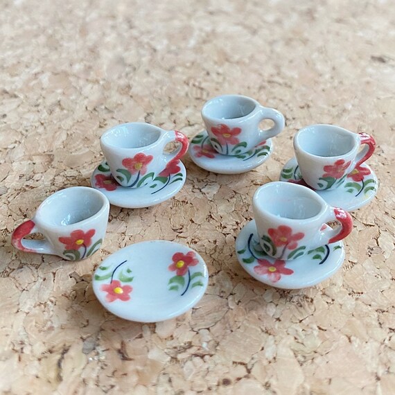 5 Miniature Empty Coffee Cup Set MiniatureDollhouse Coffee | Etsy