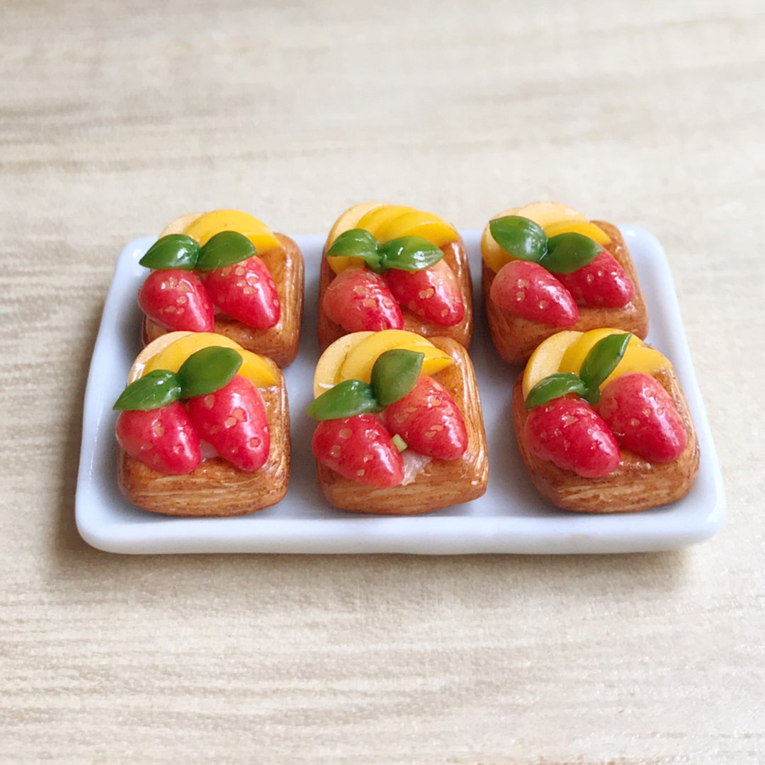 Miniature Bakery in Ceramic Tray,miniature Bakery,miniature Sweet ...