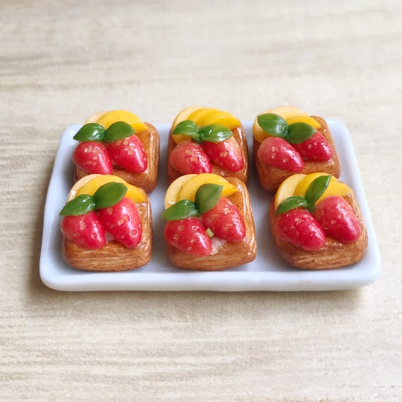 Miniature Bakery in Ceramic Trayminiature Bakeryminiature - Etsy