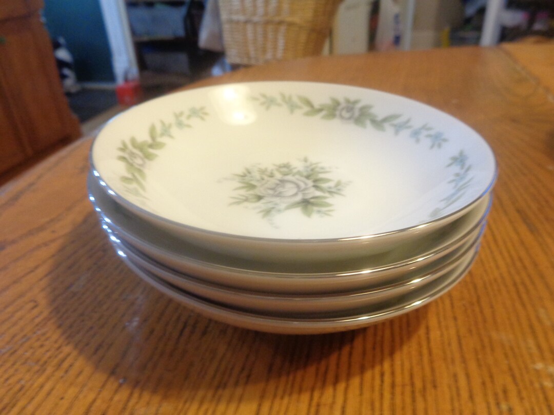 Four (4) Japan-made Diamond China Bouquet Pattern 5-1/2" Desert Bowls ...