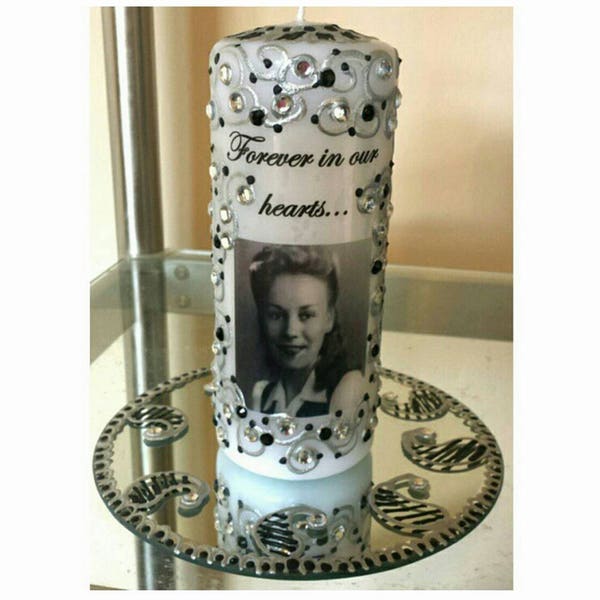 Tribute Table - Etsy