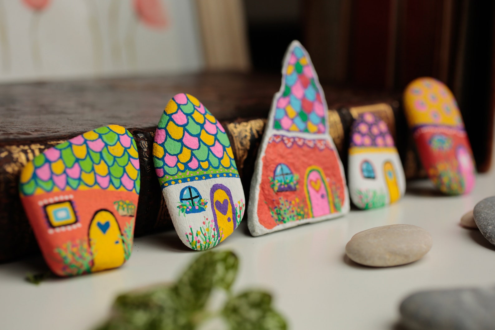 Hand Painted Stone, Pebble Art, House Decor, Home Decoration, Tiny ...