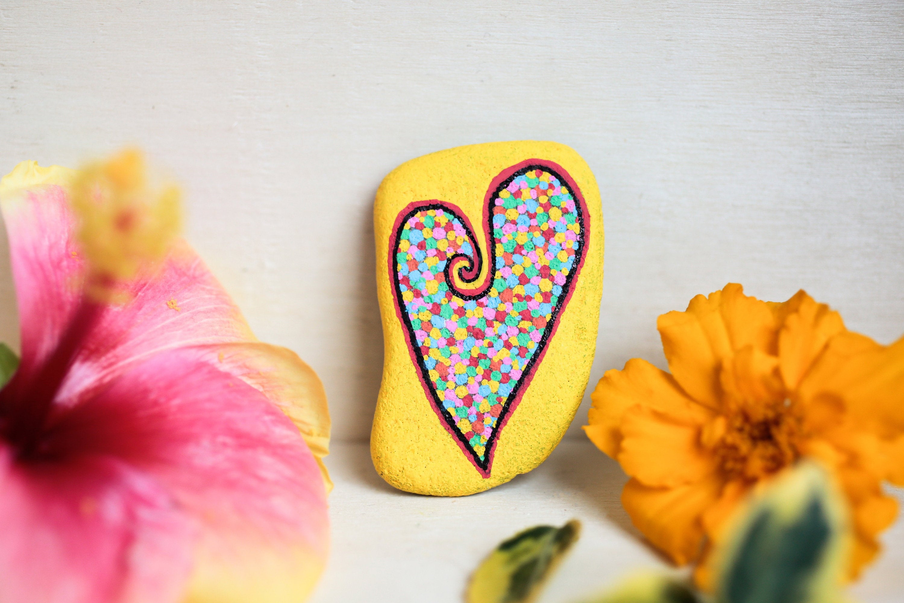 Hand Painted Stone, Painted Pebble, Decorated Stone With Heart ...