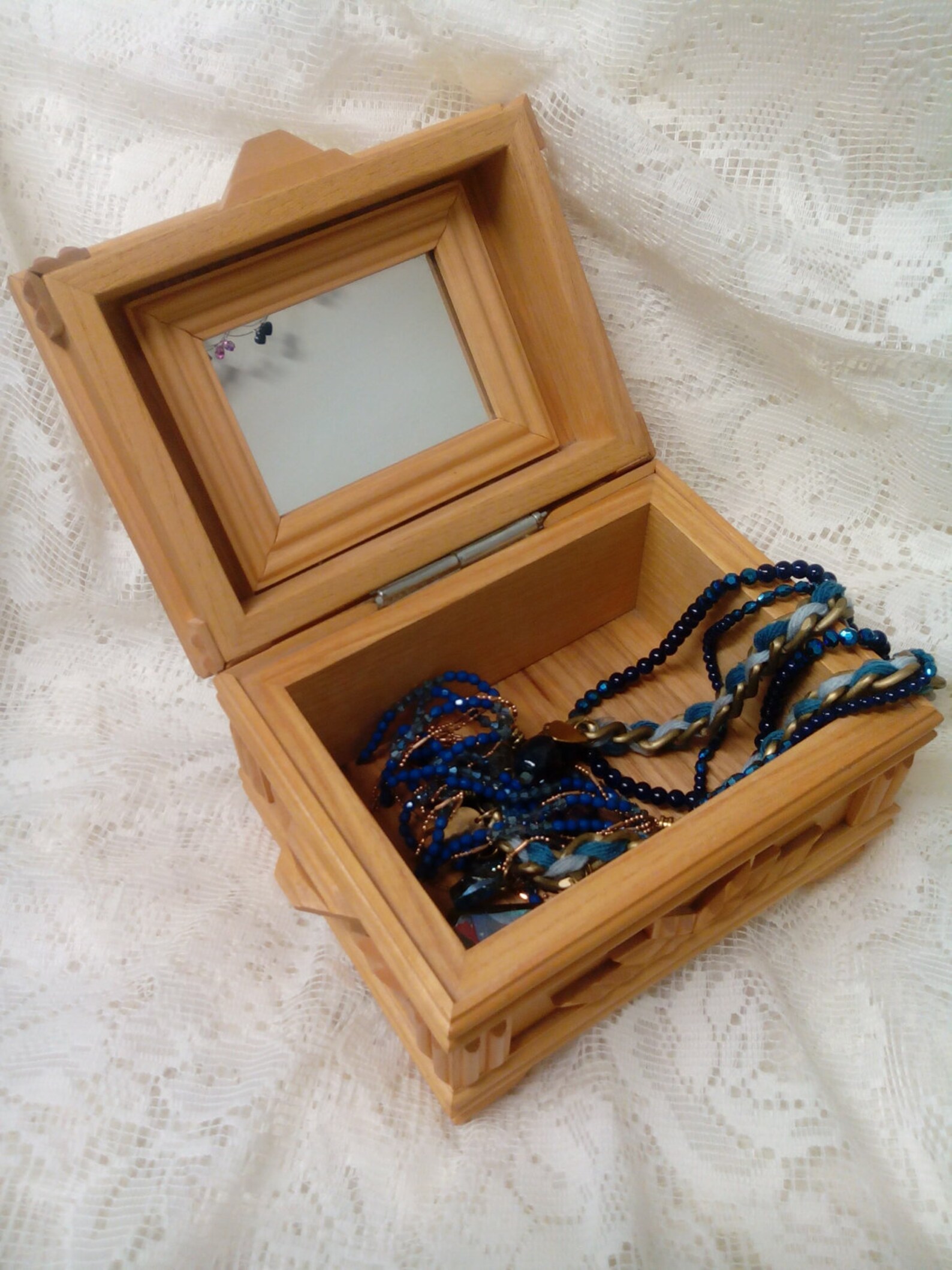 Carved Ornament Wood Treasure Gold Chest Jewelry Dovetail Box With ...