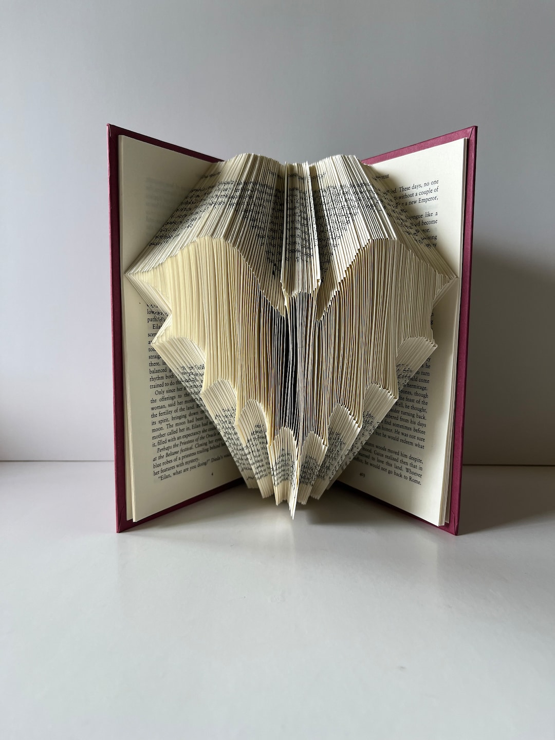 Book Fold Pattern, Origami, Pattern Book, Bat Sculpture, Tried and ...