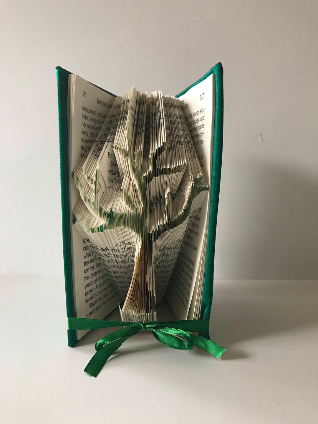 Tree Sculpture, Tree Gift, Unique Present, Tree Lover, Gift for Book ...