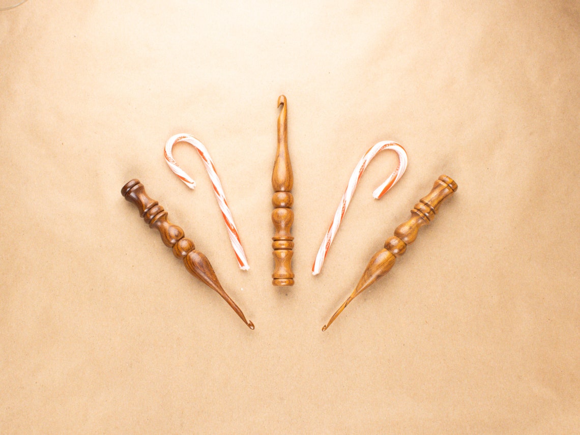 Chess Ergonomic Wood Crochet Hooks Sizes 3 M to 10mm - Etsy