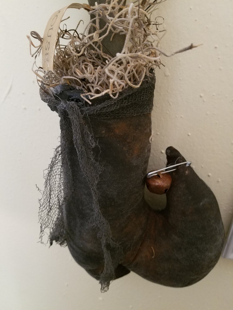 MOUSE in a WITCH BOOT - Etsy