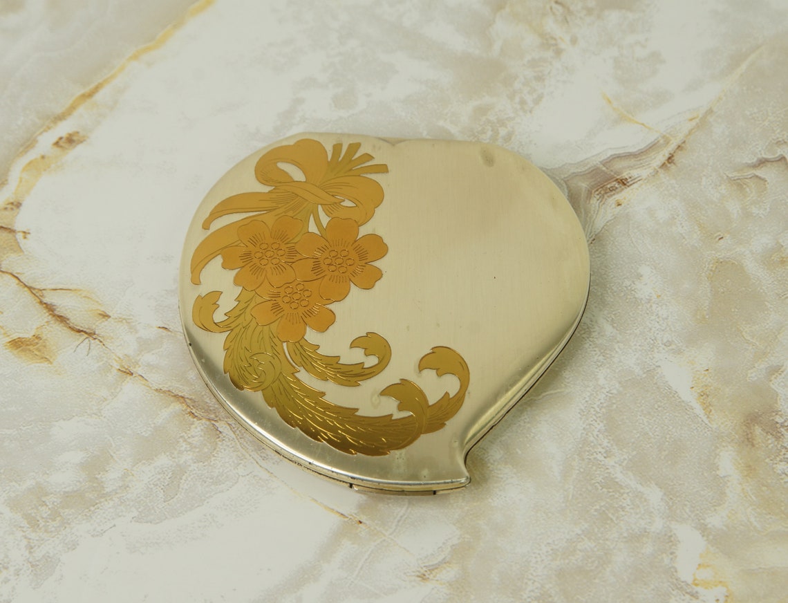 Vintage Elgin American Heart Compact: Gold Floral Design, USA Made - Etsy