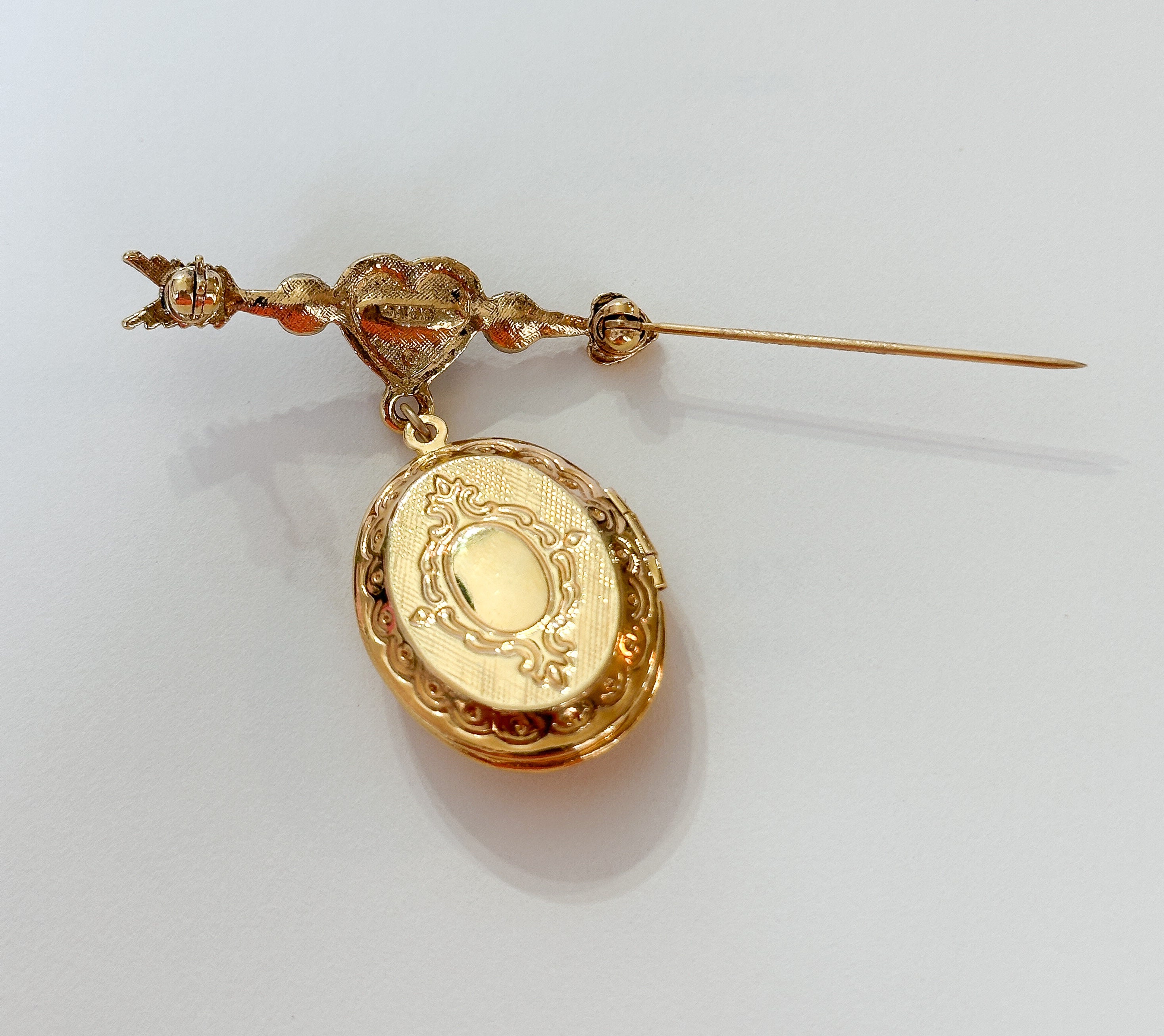Vintage Avon Cherub Locket Pin: 1980s Faux Porcelain - Etsy