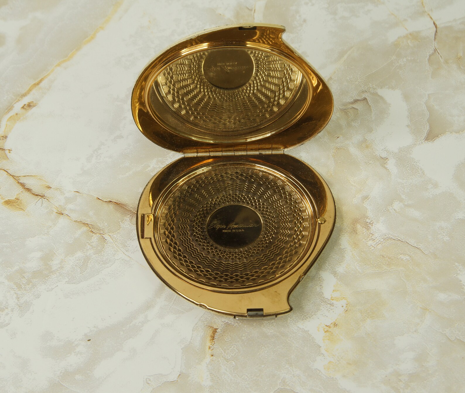 Vintage Elgin American Heart Compact: Gold Floral Design, USA Made - Etsy