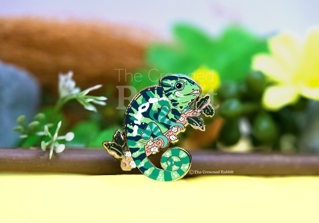 Green Leopard Chameleon Pin, Chameleon Enamel Pin, Leopard Chameleon ...