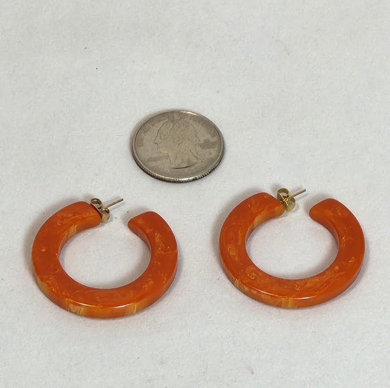 Bakelite Mottled Butterscotch Hoop Pierced Posts Earr… - Gem