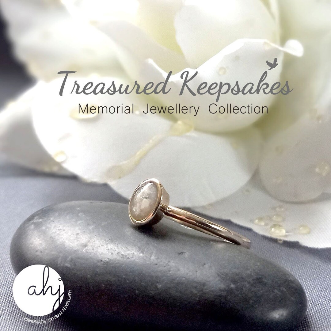 9ct Gold Keepsake Ring, Oval Minimalist Ring Set With Cremation Ashes ...