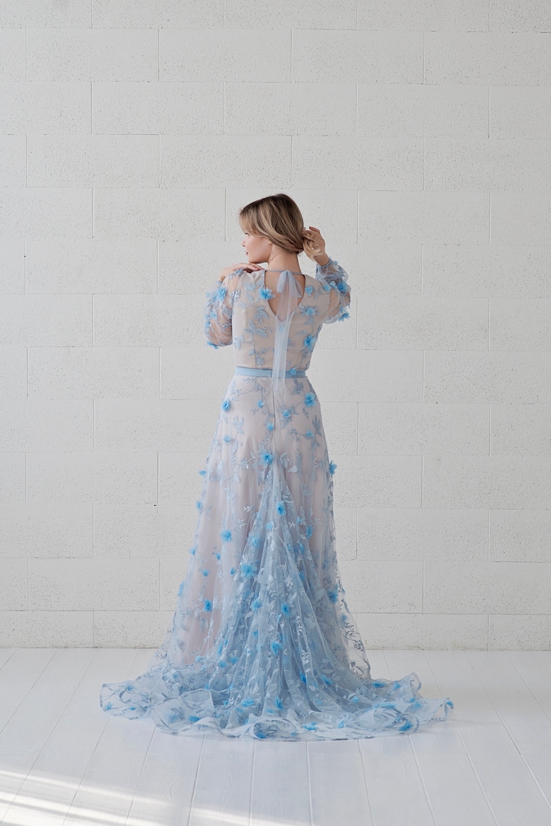 Azura Blue Wedding Dress / Unique Bridal Gown / 3D Floral - Etsy