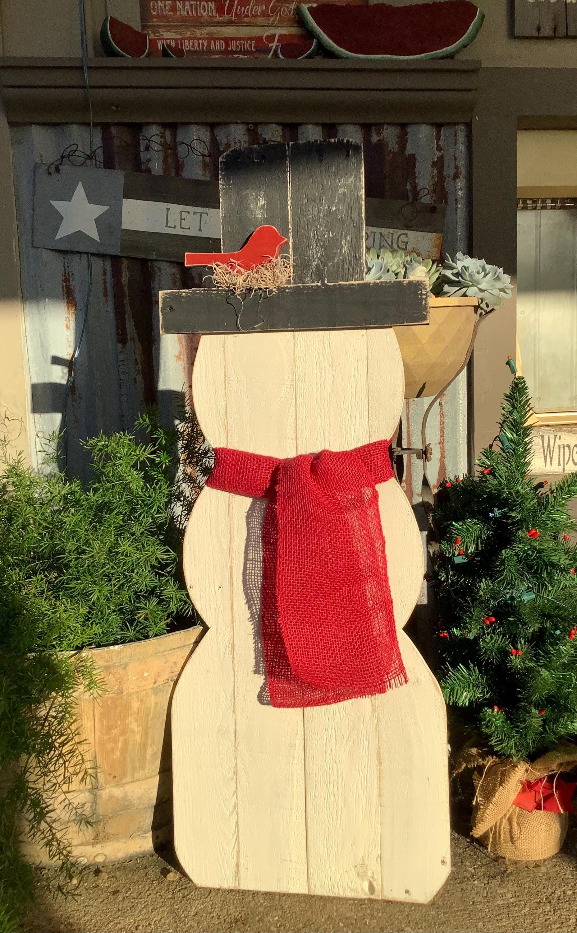 Pallet Snowman. Wooden Snowman MADE TO ORDER - Etsy