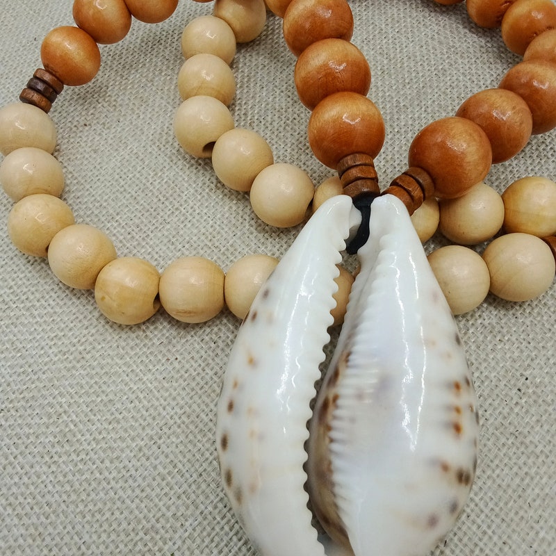 Cowrie Shell Necklace - Etsy