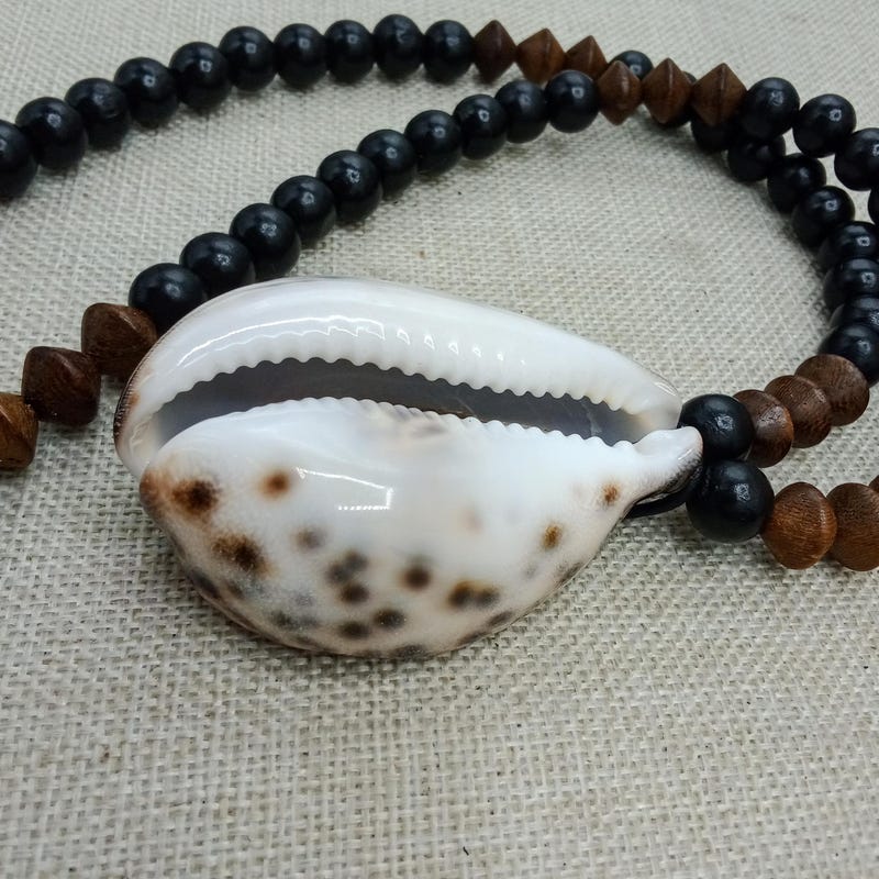 Cowrie Necklace - Etsy