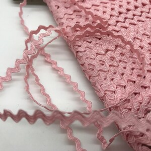 Vintage Rayon Ric Rac Trim~doll Trim~craft Trim ~rick Rack ~ PINK ~ 1/8 ...
