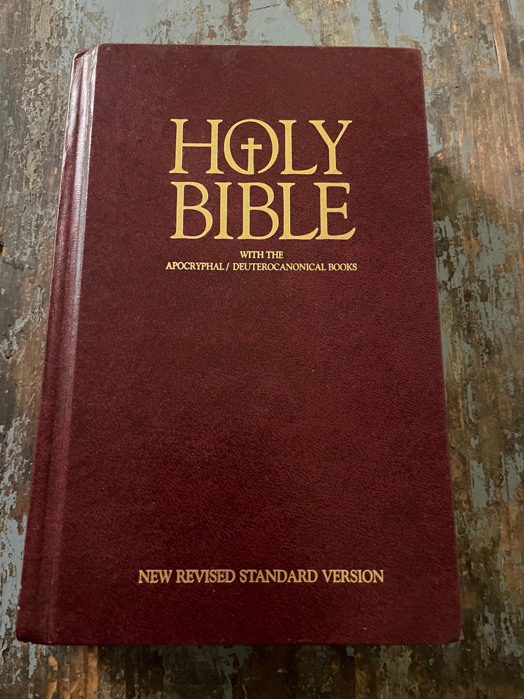 New Revised Standard Version Bible With the Apocryphal/deuterocanonical ...
