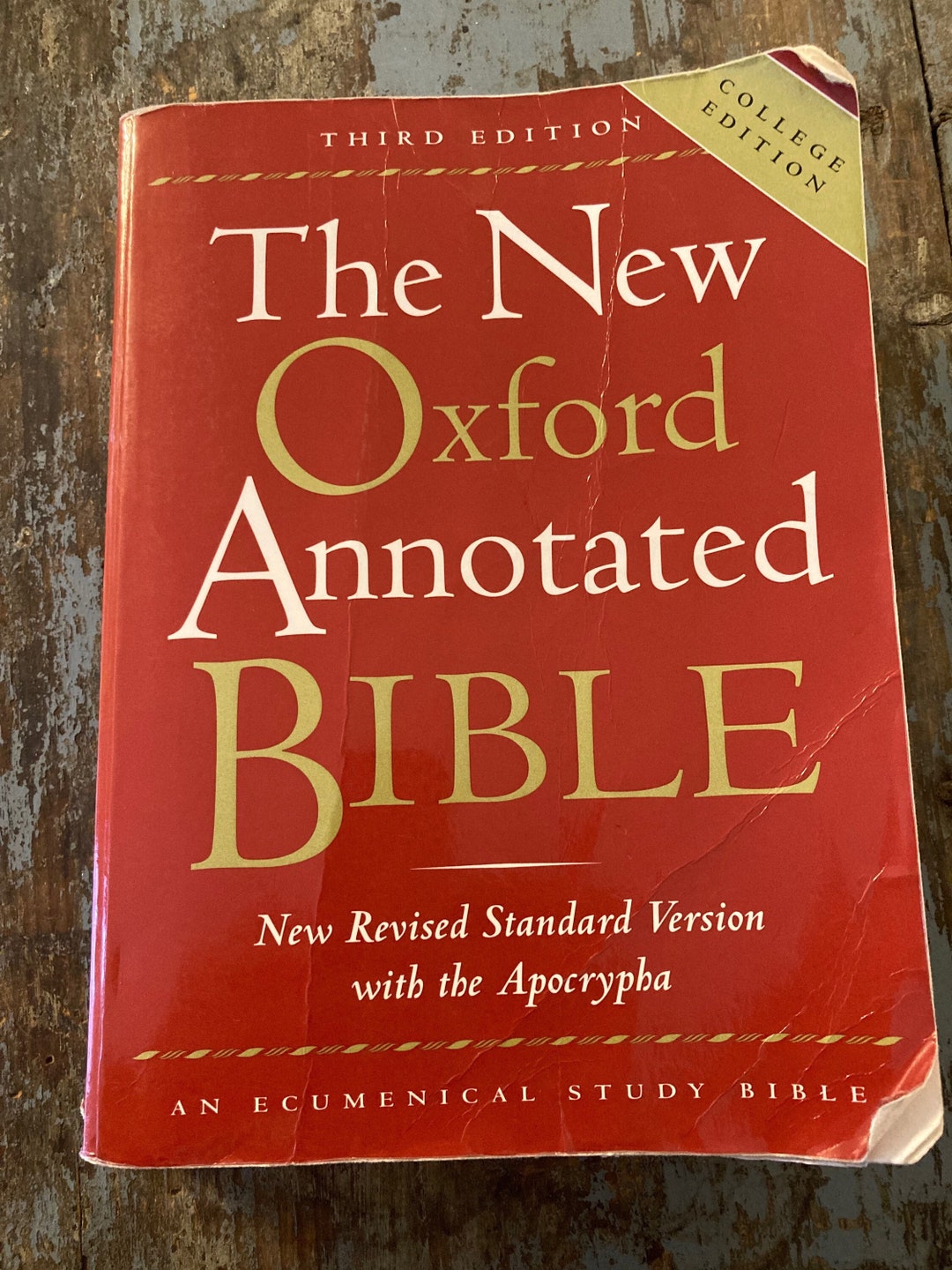 The New Oxford Annotated Bible. RSV. Ecumenical Study Bible. 3rd ...