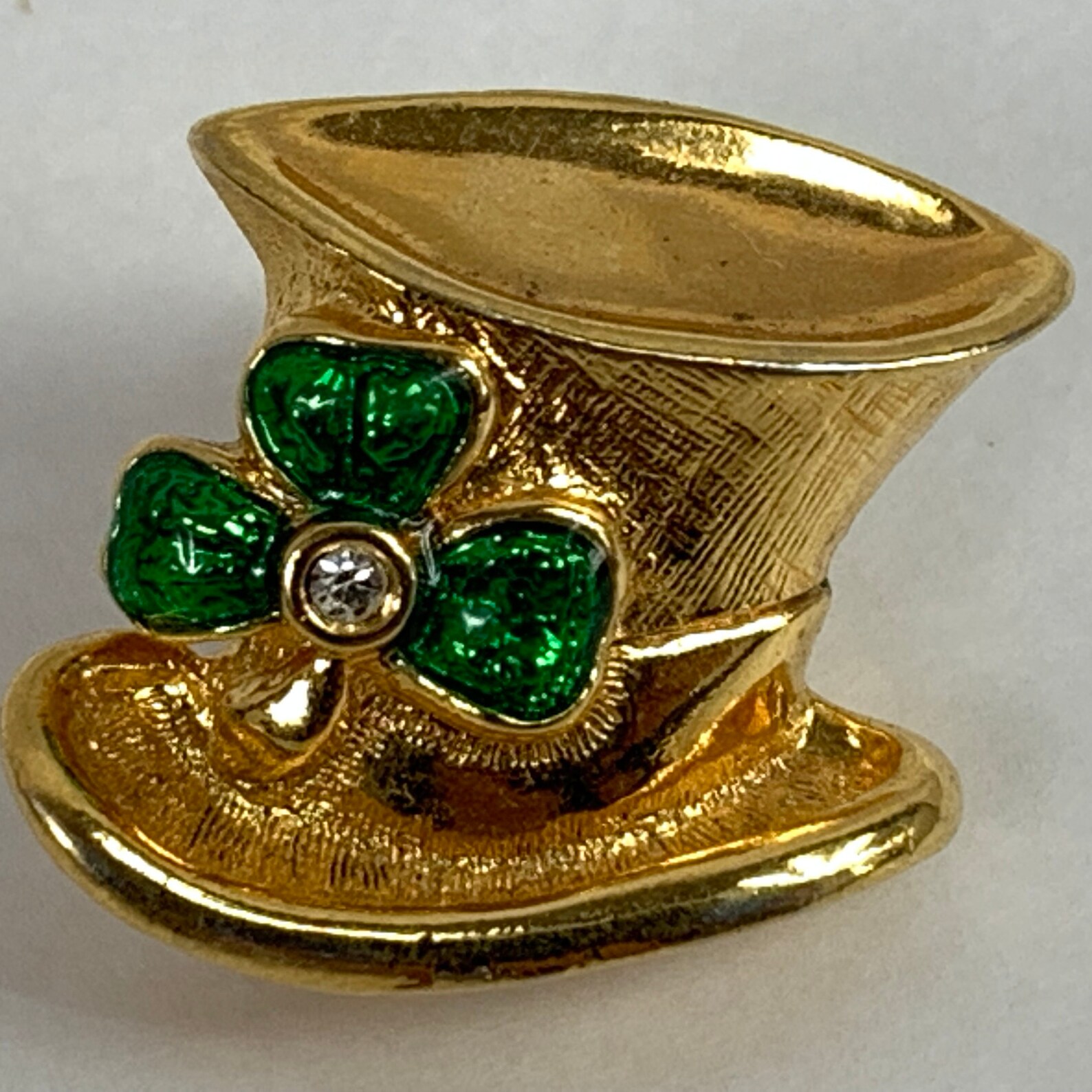 Vintage Avon Shamrock Leprechaun Hat Lapel Pin Tie Tack - Etsy