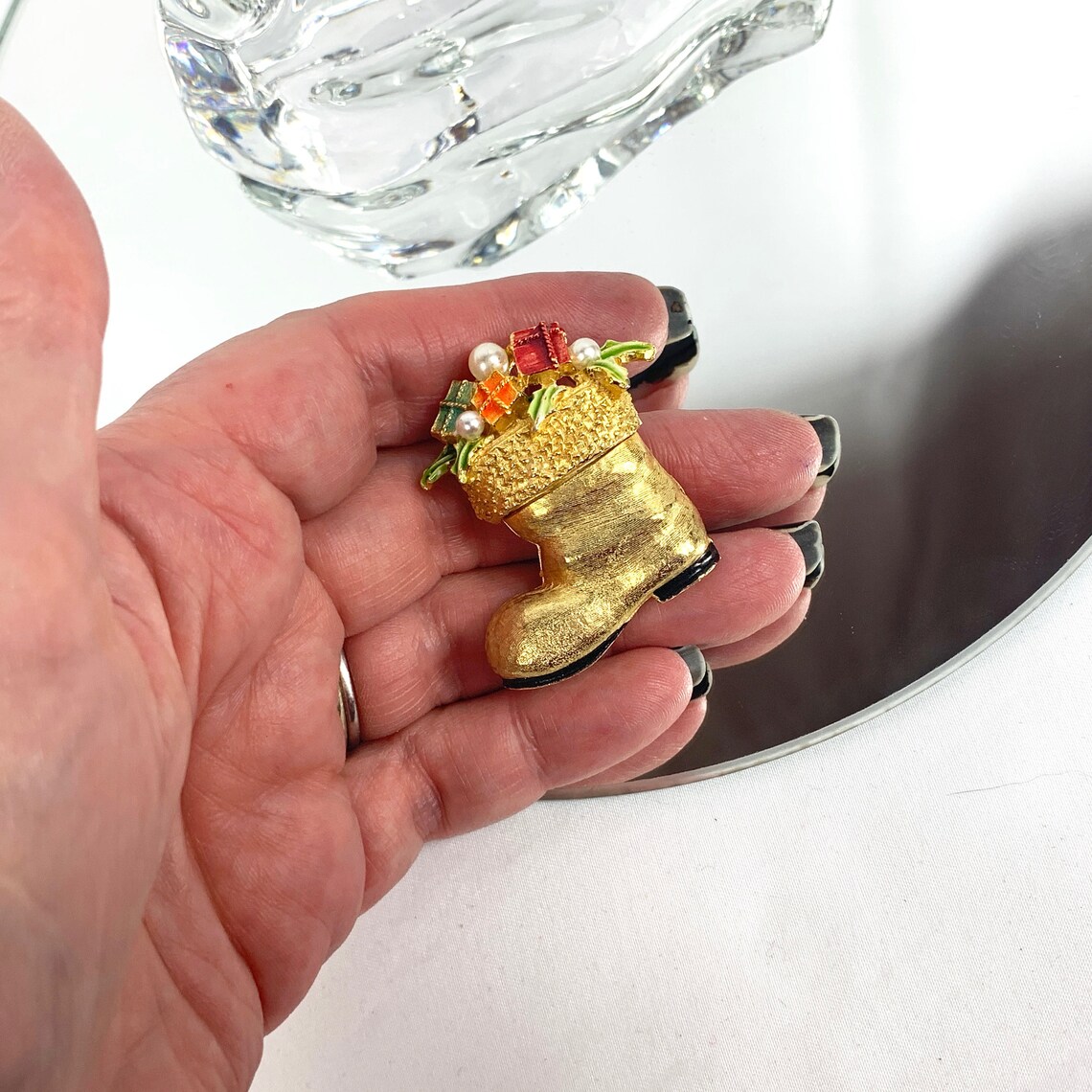 Christmas Boot Brooch, Art Jewelry Co, Rare Beauty Vintage - Etsy