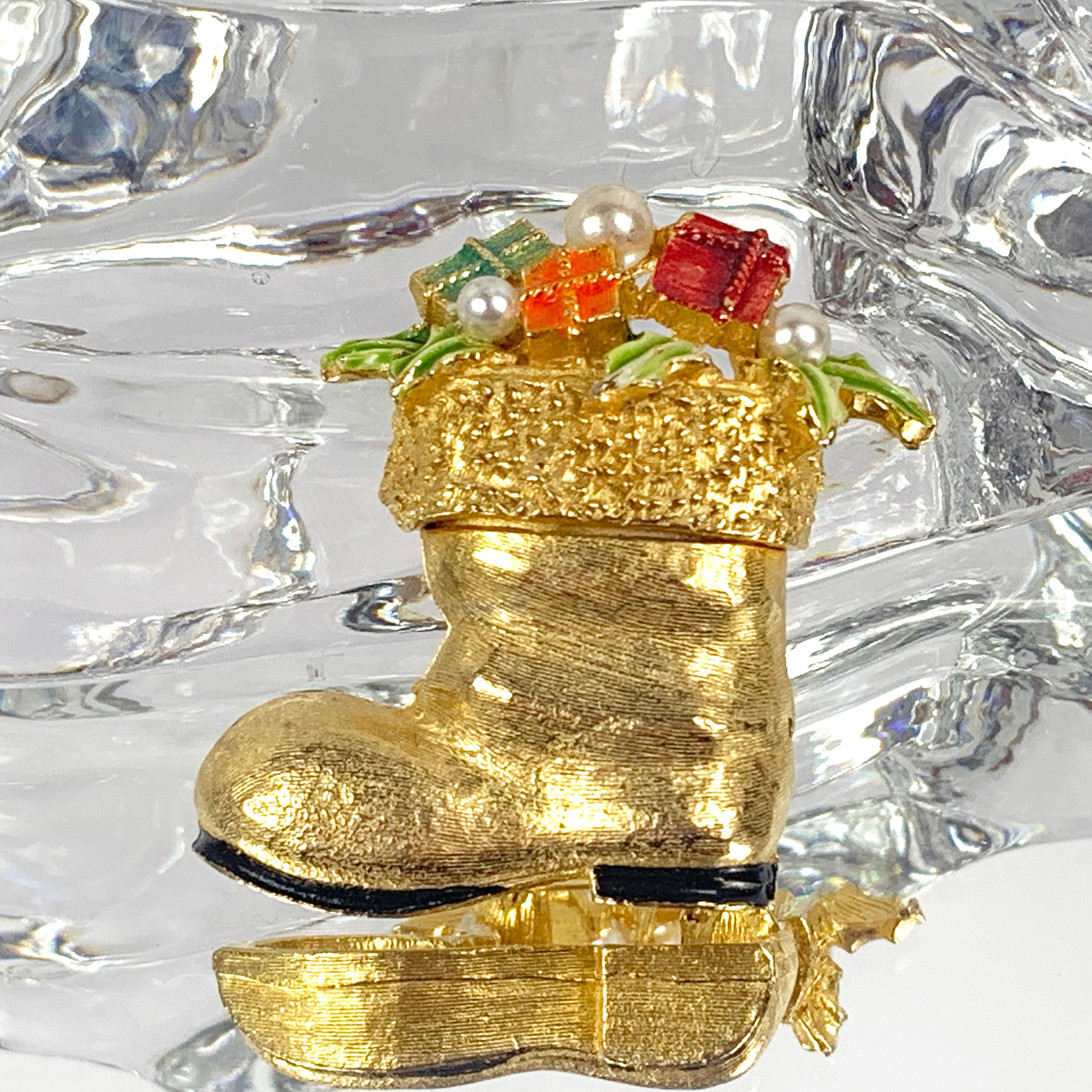 Christmas Boot Brooch, Art Jewelry Co, Rare Beauty Vintage - Etsy