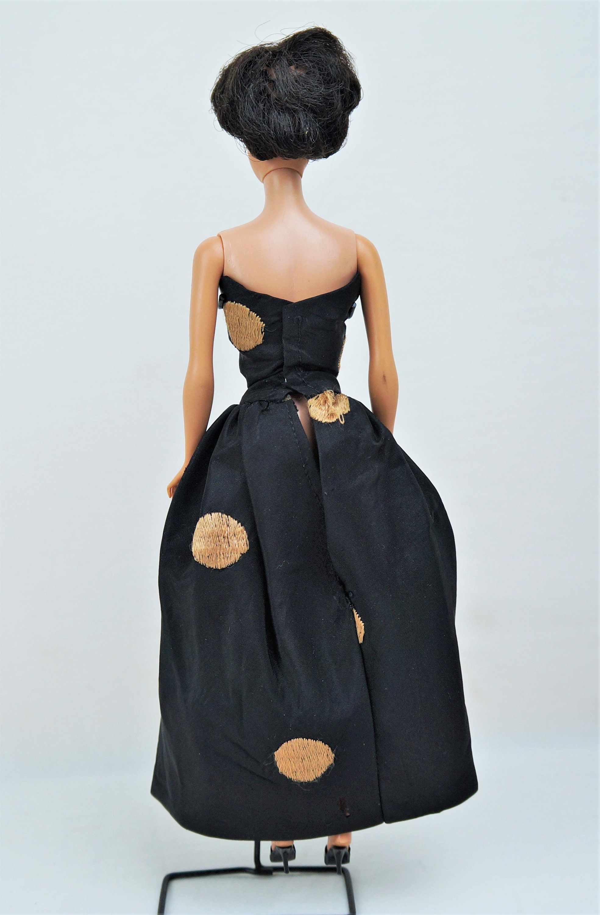 1961 Mattel Raven Bubble Cut Barbie No. 850 With Black and Gold Gown