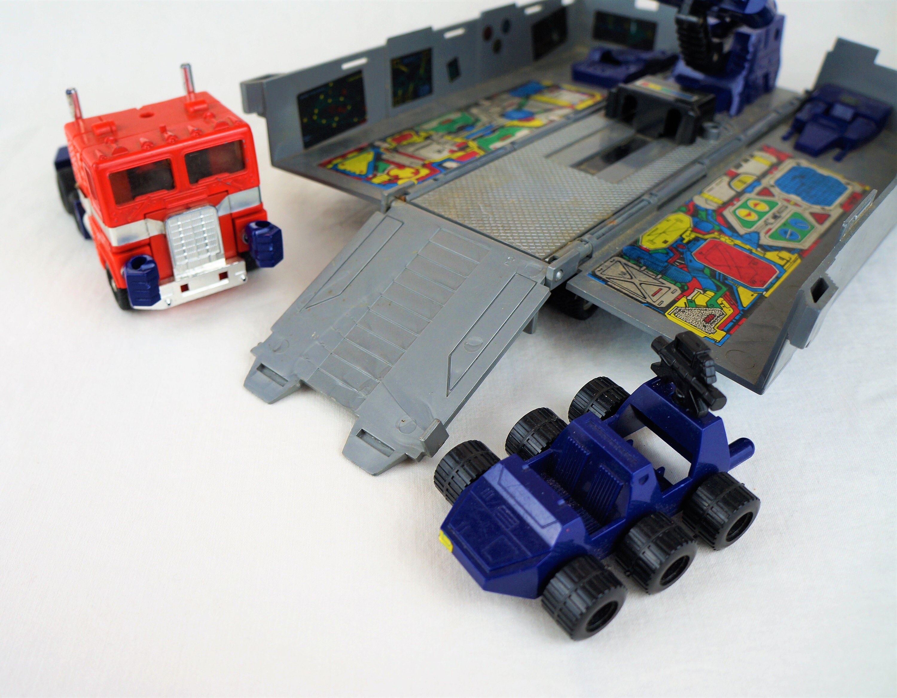 1980 1982 Takara Japan G1 Transformer Optimus Prime With Both Fists ...