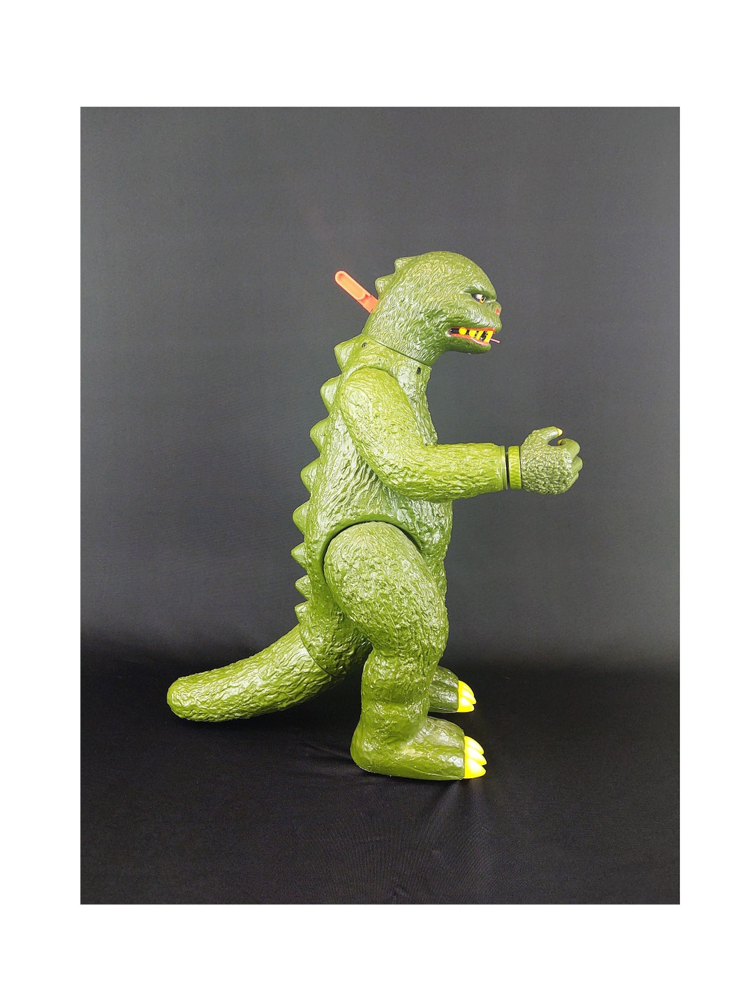 1977 Toho Japan Shogun Warriors Godzilla 19 Pickle Tail, Sandbags ...