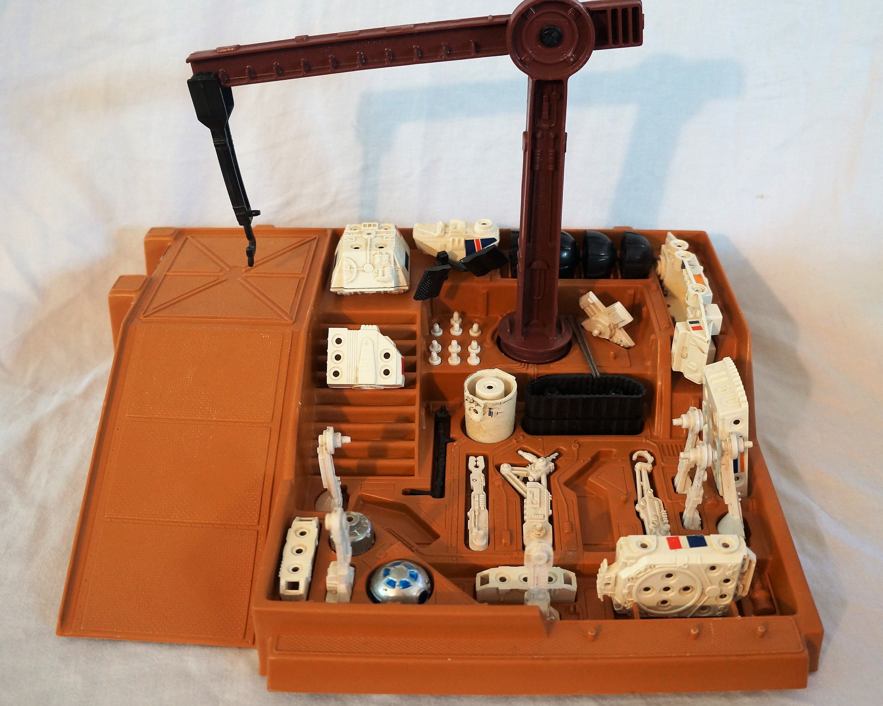 Kenner Droid Factory 1979 Star Wars Near Complete Third-Leg Artoo