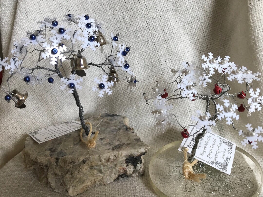 Silver Twisted Wire Prosper Tree With Snowflakes and Pearls - Etsy