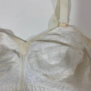 70s Lace Bra. 1970s White Floral Bra. Burlesque. Size 38 D. Sears ...