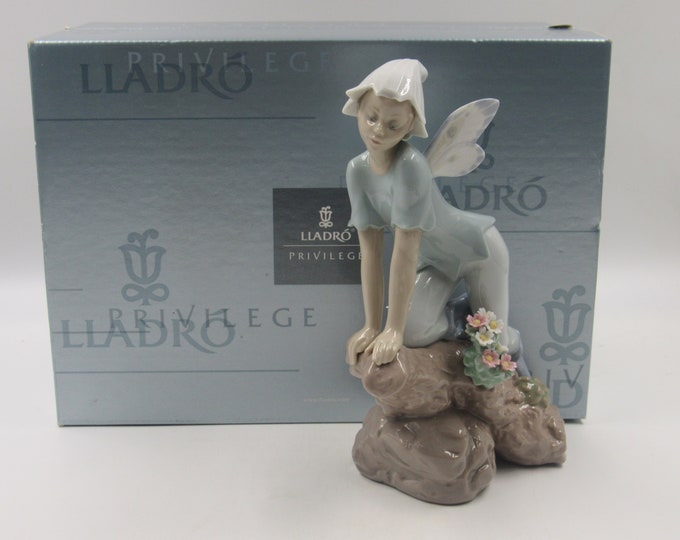 Lladro Privilege 7690 "prince of the Elves" Elf Boy Porcelain Figurine ...