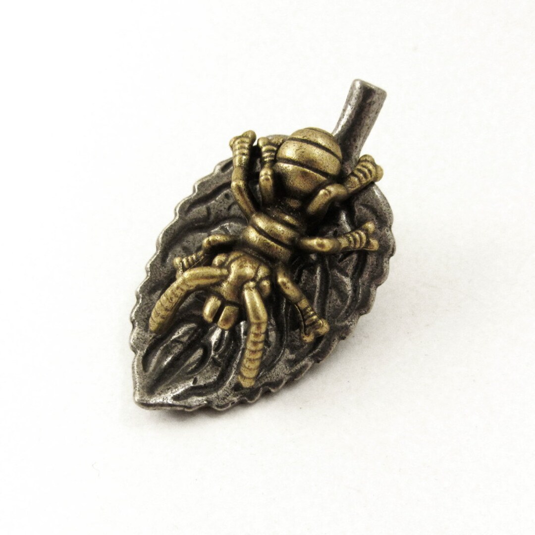 Ant Lapel Pin - Ant Pin With Leaf, Insect Jewelry, Entomology Jewelry ...