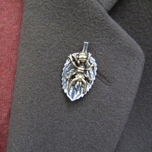 Ant Lapel Pin Ant Pin With Leaf Insect Jewelry Entomology - Etsy