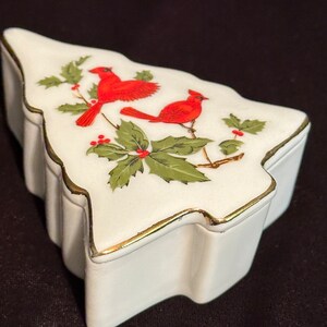 Lefton China Christmas Tree Shaped Trinket Box With Red Cardinals and ...