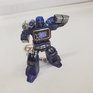 Transformer Soundwave Keychain - Etsy