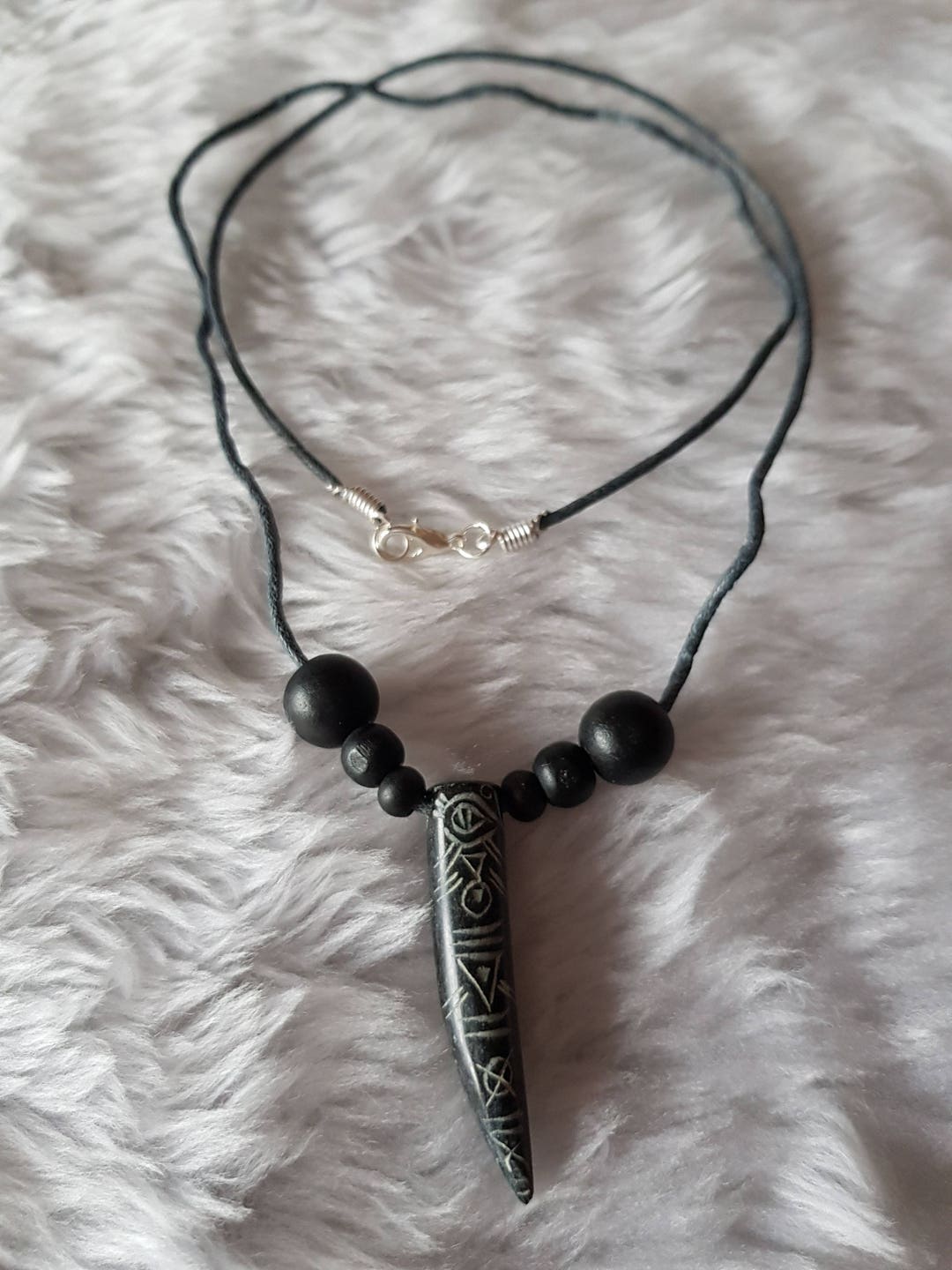 Collar colgante único, hecho a mano, de piedra negra turca, en forma de ...