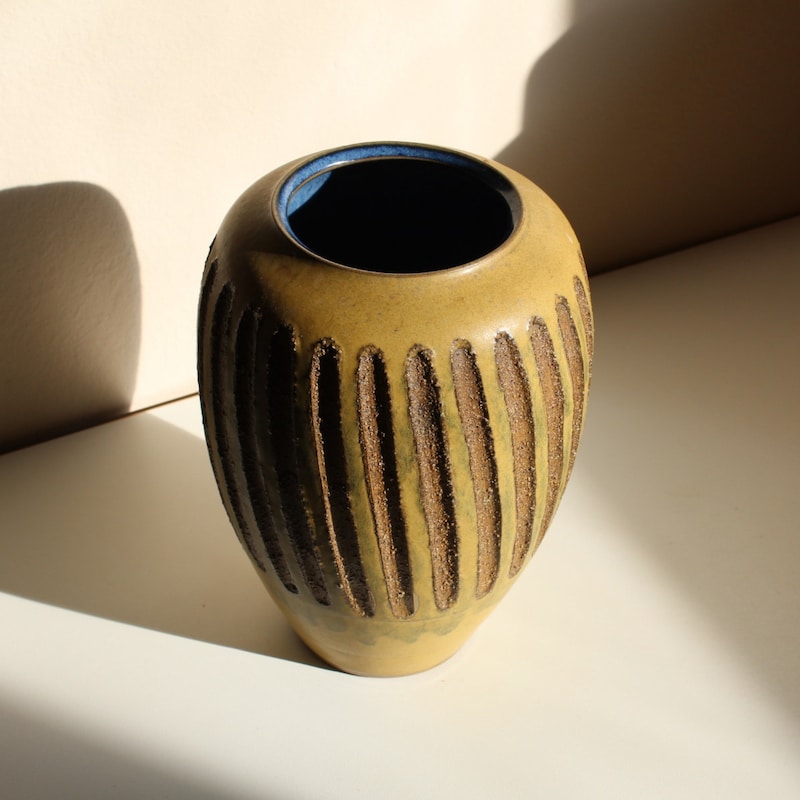 Toyo Pottery - Etsy