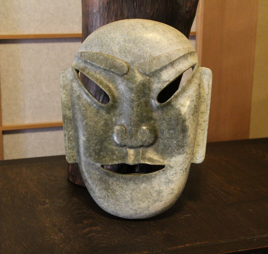 Green Hard Stone Mask in the Hong Shan Ancient Chinese Style 9 3/4 ...